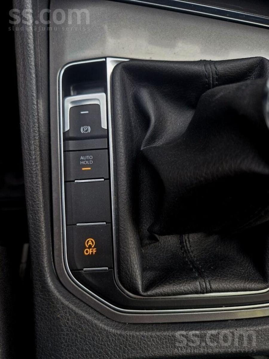 Brūns Volkswagen Golf Sportsvan 2015 Rīga, ar dzinēja tilpumu 1.40 L un nobraukumu 0 tūkst. km par 7890 €, foto 24 vietnē AUTOMOTO.COM.LV