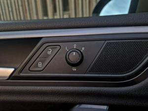 Brūns Volkswagen Golf Sportsvan 2015 Rīga, ar dzinēja tilpumu 1.40 L un nobraukumu 130 tūkst. km par 7890 €, foto 12 vietnē AUTOMOTO.COM.LV