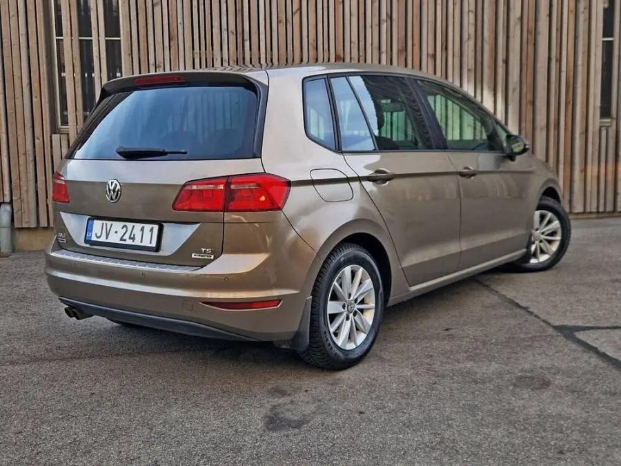 Brūns Volkswagen Golf Sportsvan 2015 Rīga, ar dzinēja tilpumu 1.40 L un nobraukumu 130 tūkst. km par 7890 €, foto 27 vietnē AUTOMOTO.COM.LV
