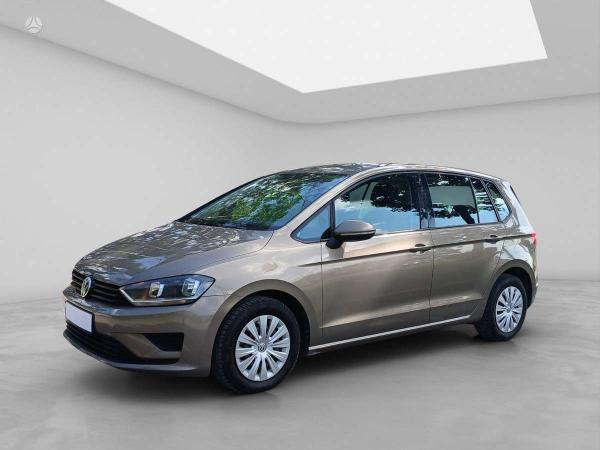 Brūns Volkswagen Golf Sportsvan 2015 Viļņa, ar dzinēja tilpumu 1.20 L un nobraukumu 235 tūkst. km par 9390 €, foto 1 vietnē AUTOMOTO.COM.LV