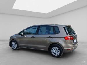 Brūns Volkswagen Golf Sportsvan 2015 Viļņa, ar dzinēja tilpumu 1.20 L un nobraukumu 235 tūkst. km par 9390 €, foto 4 vietnē AUTOMOTO.COM.LV