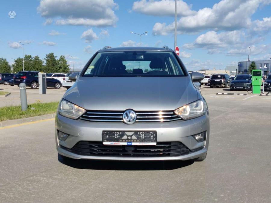 Pelēks Volkswagen Golf Sportsvan 2015 Šauļi, ar dzinēja tilpumu 1.60 L un nobraukumu 238 tūkst. km par 6800 €, foto 10 vietnē AUTOMOTO.COM.LV