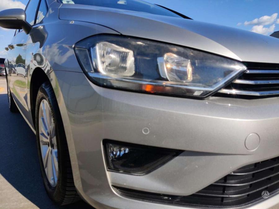 Pelēks Volkswagen Golf Sportsvan 2015 Šauļi, ar dzinēja tilpumu 1.60 L un nobraukumu 238 tūkst. km par 6800 €, foto 12 vietnē AUTOMOTO.COM.LV