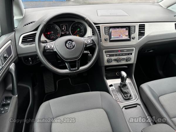 Grey Volkswagen Golf Sportsvan 2014 in Paide, with an engine capacity of 1.60 L and mileage of 229 thousand km for 8490 €, photo 11 on AUTOMOTO.COM.LV