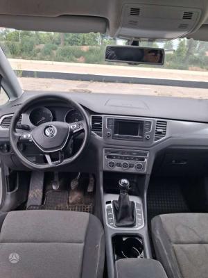 Grey Volkswagen Golf Sportsvan 2014 in Rokiskis, with an engine capacity of 1.20 L and mileage of 210 thousand km for 3350 €, photo 7 on AUTOMOTO.COM.LV