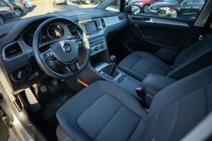 Pelēks Volkswagen Golf Sportsvan 2014 Liepāja, ar dzinēja tilpumu 1.60 L un nobraukumu 136 tūkst. km par 10950 €, foto 9 vietnē AUTOMOTO.COM.LV