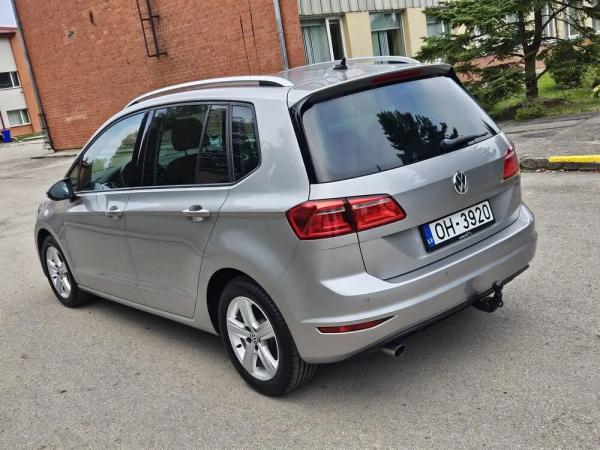 Pelēks Volkswagen Golf Sportsvan 2014 Jēkabpils, ar dzinēja tilpumu 1.60 L un nobraukumu 232 tūkst. km par 8690 €, foto 7 vietnē AUTOMOTO.COM.LV