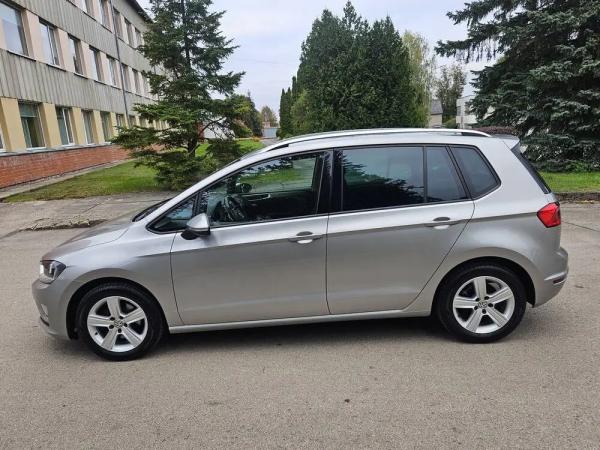 Pelēks Volkswagen Golf Sportsvan 2014 Jēkabpils, ar dzinēja tilpumu 1.60 L un nobraukumu 232 tūkst. km par 8690 €, foto 8 vietnē AUTOMOTO.COM.LV