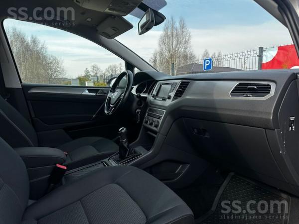 Pelēks Volkswagen Golf Sportsvan 2014 Jelgava, ar dzinēja tilpumu 1.60 L un nobraukumu 0 tūkst. km par 6700 €, foto 10 vietnē AUTOMOTO.COM.LV