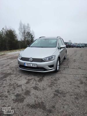 Grey Volkswagen Golf Sportsvan 2015 in Siauliai, with an engine capacity of 1.40 L and mileage of 60 thousand km for 10300 €, photo 3 on AUTOMOTO.COM.LV