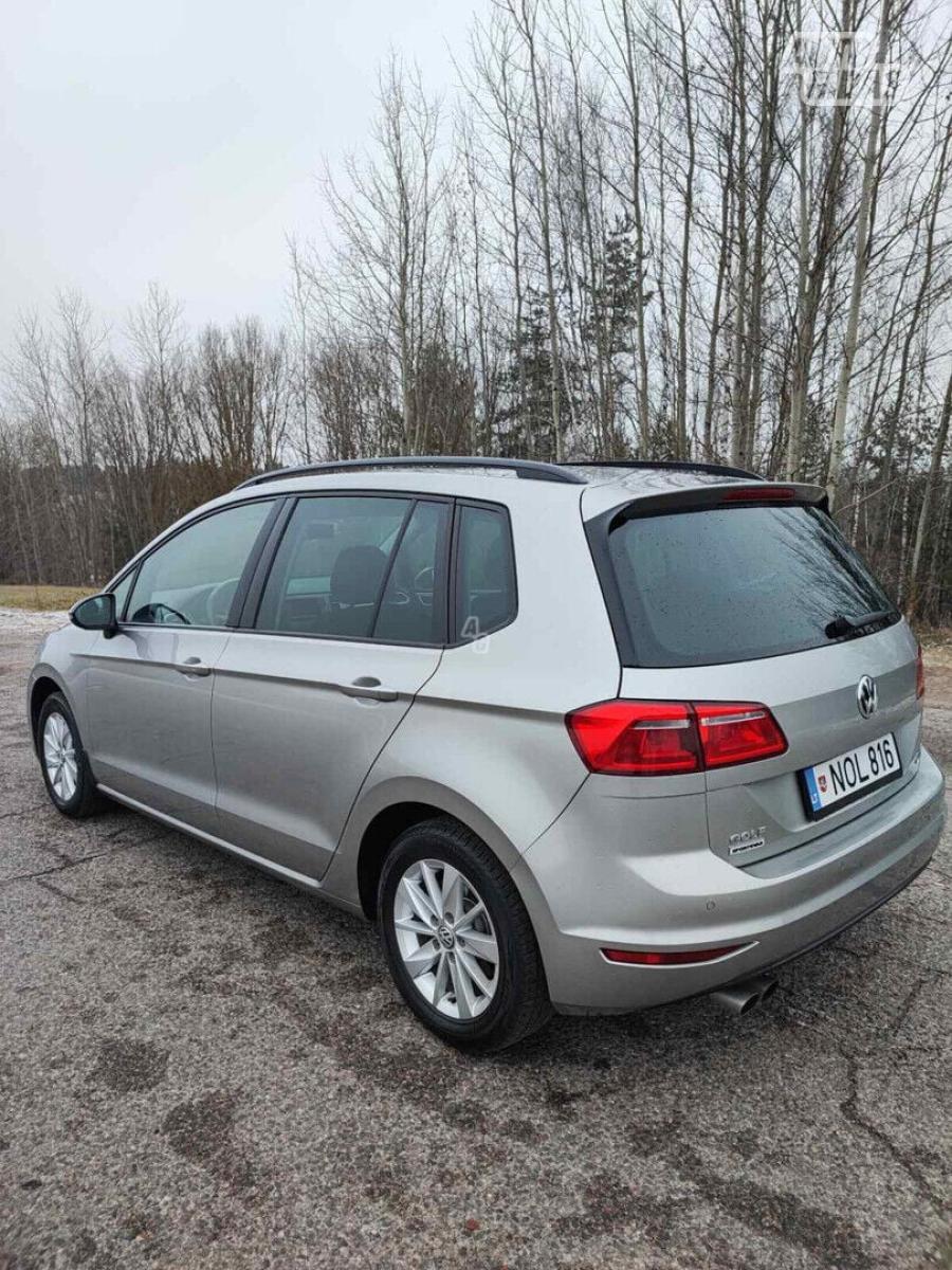 Grey Volkswagen Golf Sportsvan 2015 in Siauliai, with an engine capacity of 1.40 L and mileage of 60 thousand km for 10300 €, photo 6 on AUTOMOTO.COM.LV