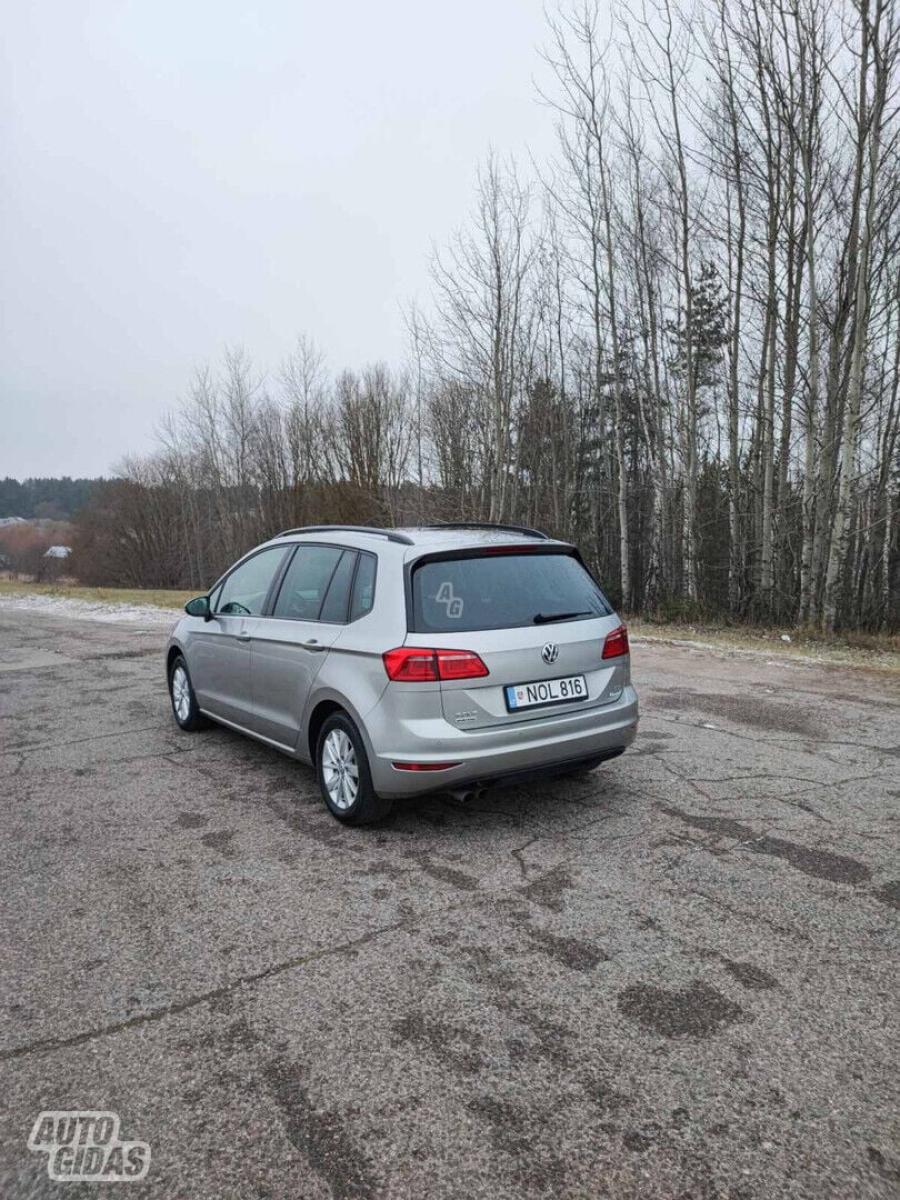Grey Volkswagen Golf Sportsvan 2015 in Siauliai, with an engine capacity of 1.40 L and mileage of 60 thousand km for 10300 €, photo 7 on AUTOMOTO.COM.LV