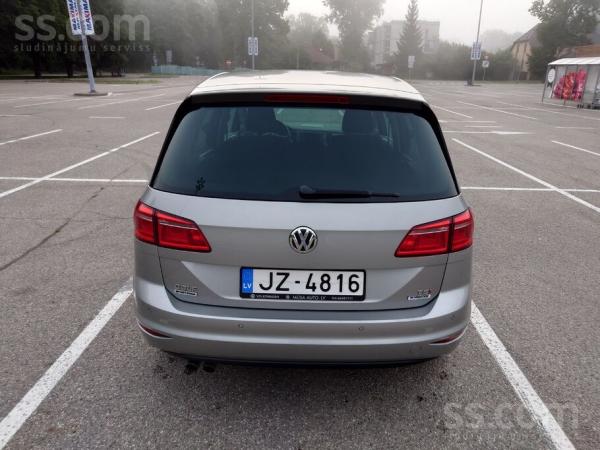 Grey Volkswagen Golf Sportsvan 2015 in Riga, with an engine capacity of 1.40 L and mileage of 177 thousand km for 10200 €, photo 4 on AUTOMOTO.COM.LV