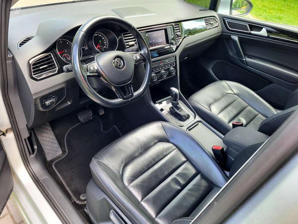 Pelēks Volkswagen Golf Sportsvan 2015 Šauļi, ar dzinēja tilpumu 1.60 L un nobraukumu 227 tūkst. km par 7950 €, foto 9 vietnē AUTOMOTO.COM.LV