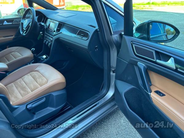 Pelēks Volkswagen Golf Sportsvan 2015 Paide, ar dzinēja tilpumu 1.60 L un nobraukumu 219 tūkst. km par 8590 €, foto 10 vietnē AUTOMOTO.COM.LV