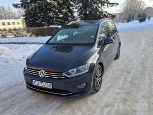 Pelēks Volkswagen Golf Sportsvan 2016 Jēkabpils, ar dzinēja tilpumu 2.00 L un nobraukumu 250 tūkst. km par 8990 €, foto 2 vietnē AUTOMOTO.COM.LV