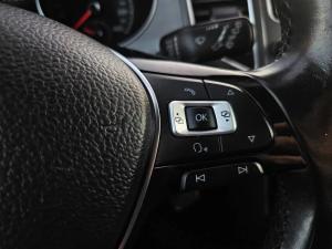 Pelēks Volkswagen Golf Sportsvan 2016 Jēkabpils, ar dzinēja tilpumu 2.00 L un nobraukumu 250 tūkst. km par 8990 €, foto 33 vietnē AUTOMOTO.COM.LV