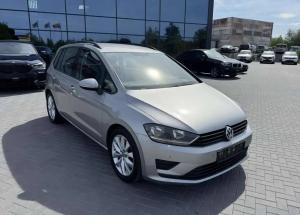 Pelēks Volkswagen Golf Sportsvan 2016 Telšiai, ar dzinēja tilpumu 1.60 L un nobraukumu 252 tūkst. km par 6690 €, foto  vietnē AUTOMOTO.COM.LV