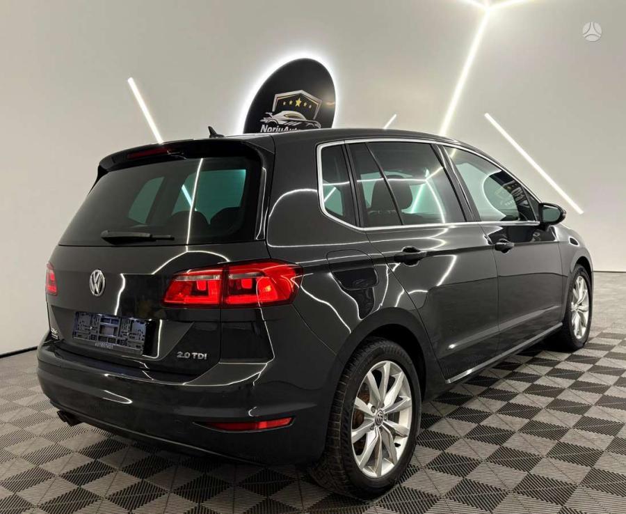 Pelēks Volkswagen Golf Sportsvan 2017 Marijampole, ar dzinēja tilpumu 1.97 L un nobraukumu 266 tūkst. km par 10999 €, foto 29 vietnē AUTOMOTO.COM.LV