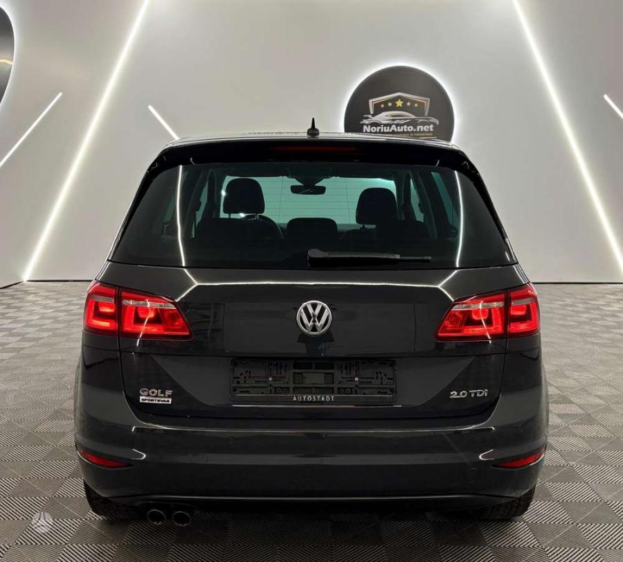 Pelēks Volkswagen Golf Sportsvan 2017 Marijampole, ar dzinēja tilpumu 1.97 L un nobraukumu 266 tūkst. km par 10999 €, foto 30 vietnē AUTOMOTO.COM.LV