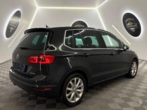 Pelēks Volkswagen Golf Sportsvan 2017 Marijampole, ar dzinēja tilpumu 1.97 L un nobraukumu 266 tūkst. km par 10999 €, foto 31 vietnē AUTOMOTO.COM.LV