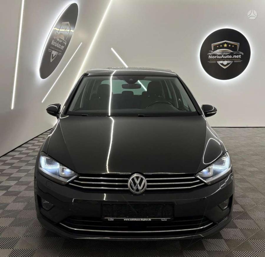 Pelēks Volkswagen Golf Sportsvan 2017 Marijampole, ar dzinēja tilpumu 1.97 L un nobraukumu 266 tūkst. km par 10999 €, foto 33 vietnē AUTOMOTO.COM.LV