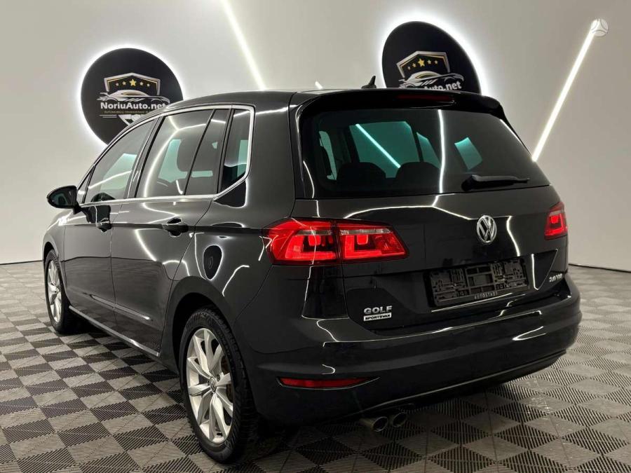 Pelēks Volkswagen Golf Sportsvan 2017 Marijampole, ar dzinēja tilpumu 1.97 L un nobraukumu 266 tūkst. km par 10999 €, foto 34 vietnē AUTOMOTO.COM.LV