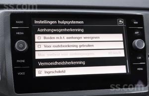 Grey Volkswagen Golf Sportsvan 2018 in Valmiera, with an engine capacity of 1.50 L and mileage of 113 thousand km for 14800 €, photo 12 on AUTOMOTO.COM.LV