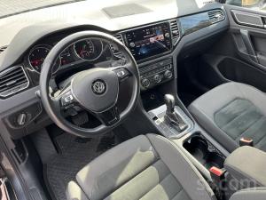 Grey Volkswagen Golf Sportsvan 2020 in Ventspils, with an engine capacity of 2.00 L and mileage of 33 thousand km for 8750 €, photo 6 on AUTOMOTO.COM.LV