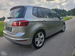 Pelēks Volkswagen Golf Sportsvan 2014 Viļņa, ar dzinēja tilpumu 1.40 L un nobraukumu 121 tūkst. km par 9400 €, foto 7 vietnē AUTOMOTO.COM.LV