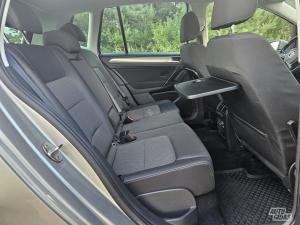 Pelēks Volkswagen Golf Sportsvan 2014 Viļņa, ar dzinēja tilpumu 1.40 L un nobraukumu 121 tūkst. km par 9400 €, foto 13 vietnē AUTOMOTO.COM.LV