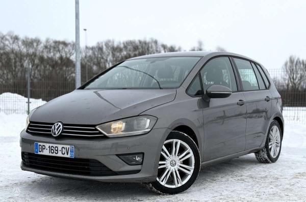 Pelēks Volkswagen Golf Sportsvan 2015 Tauragė, ar dzinēja tilpumu 1.60 L un nobraukumu 239 tūkst. km par 5400 €, foto 1 vietnē AUTOMOTO.COM.LV