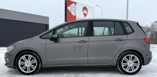 Pelēks Volkswagen Golf Sportsvan 2015 Tauragė, ar dzinēja tilpumu 1.60 L un nobraukumu 239 tūkst. km par 5400 €, foto 9 vietnē AUTOMOTO.COM.LV