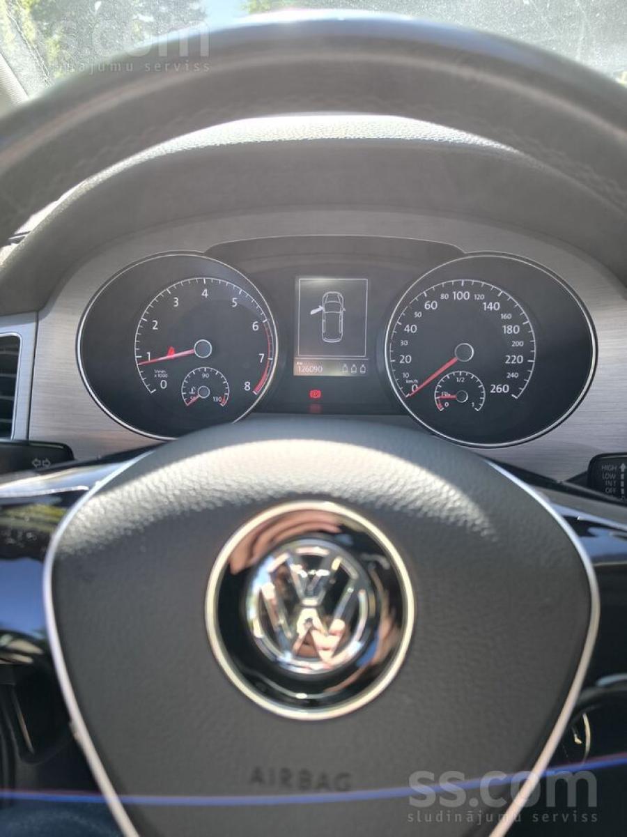 Grey Volkswagen Golf Sportsvan 2015 in Jelgava, with an engine capacity of 1.20 L and mileage of 0 thousand km for 6350 €, photo 7 on AUTOMOTO.COM.LV