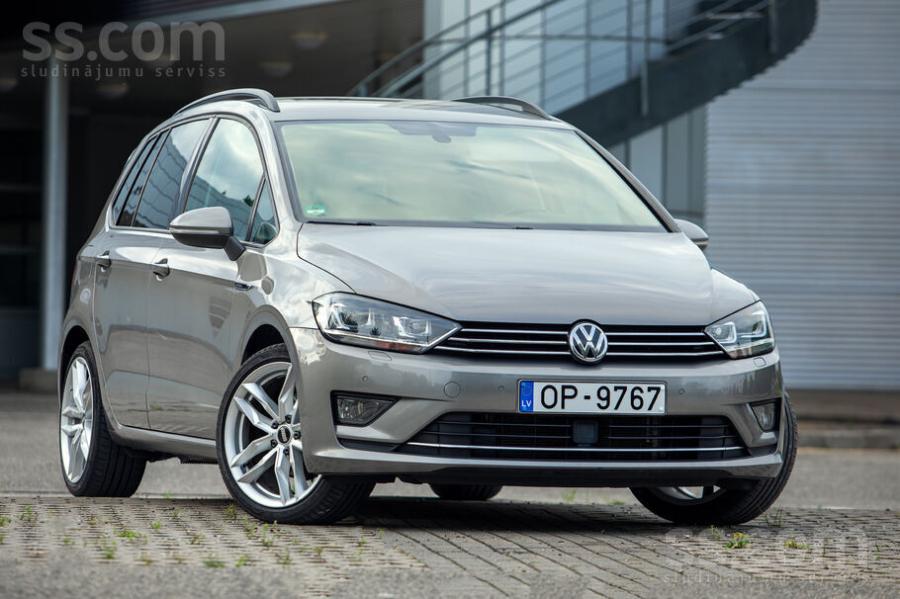 Grey Volkswagen Golf Sportsvan 2015 in Riga, with an engine capacity of 2.00 L and mileage of 189 thousand km for 10790 €, photo 1 on AUTOMOTO.COM.LV