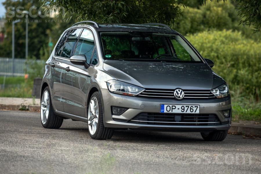 Grey Volkswagen Golf Sportsvan 2015 in Riga, with an engine capacity of 2.00 L and mileage of 189 thousand km for 10790 €, photo 8 on AUTOMOTO.COM.LV