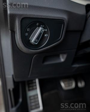 Grey Volkswagen Golf Sportsvan 2015 in Riga, with an engine capacity of 2.00 L and mileage of 189 thousand km for 10790 €, photo 17 on AUTOMOTO.COM.LV