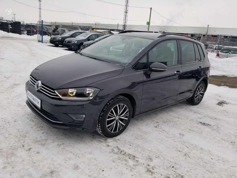 Pelēks Volkswagen Golf Sportsvan 2016 Kauņa, ar dzinēja tilpumu 1.20 L un nobraukumu 214 tūkst. km par 8250 €, foto 2 vietnē AUTOMOTO.COM.LV