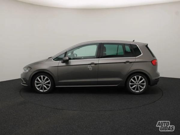 Grey Volkswagen Golf Sportsvan 2016 in Vilnius, with an engine capacity of 1.40 L and mileage of 227 thousand km for 9699 €, photo 6 on AUTOMOTO.COM.LV