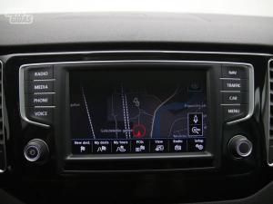 Grey Volkswagen Golf Sportsvan 2016 in Vilnius, with an engine capacity of 1.40 L and mileage of 227 thousand km for 9699 €, photo 25 on AUTOMOTO.COM.LV