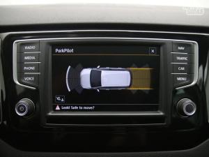 Grey Volkswagen Golf Sportsvan 2016 in Vilnius, with an engine capacity of 1.40 L and mileage of 227 thousand km for 9699 €, photo 26 on AUTOMOTO.COM.LV