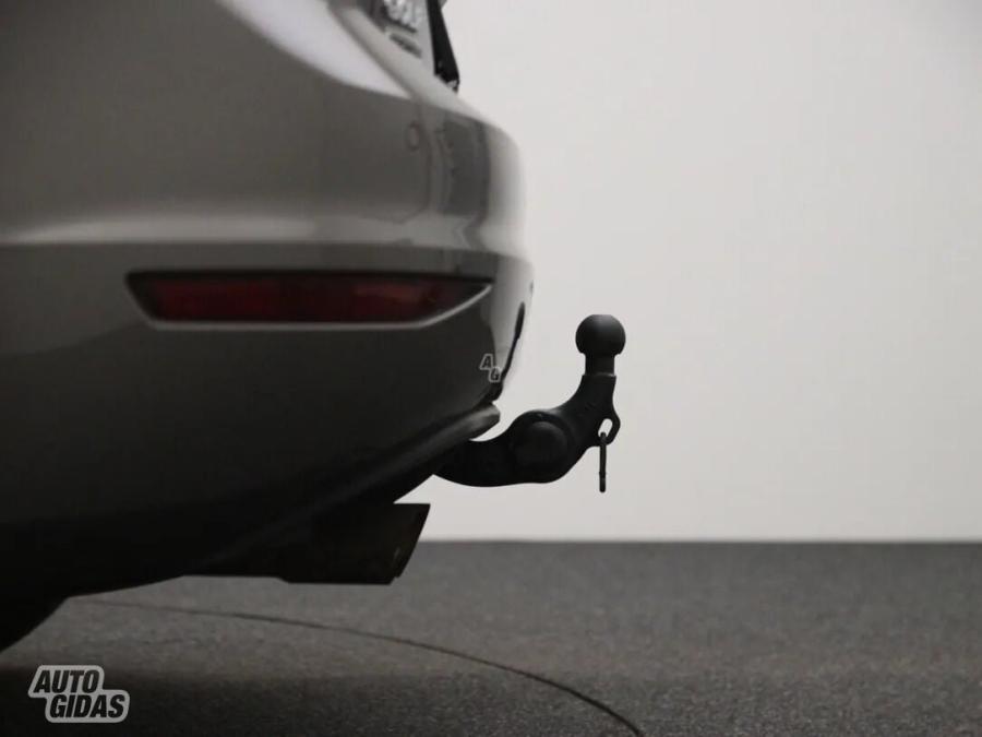 Grey Volkswagen Golf Sportsvan 2016 in Vilnius, with an engine capacity of 1.40 L and mileage of 227 thousand km for 9699 €, photo 30 on AUTOMOTO.COM.LV