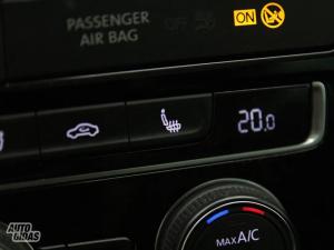 Grey Volkswagen Golf Sportsvan 2016 in Vilnius, with an engine capacity of 1.40 L and mileage of 227 thousand km for 9699 €, photo 31 on AUTOMOTO.COM.LV