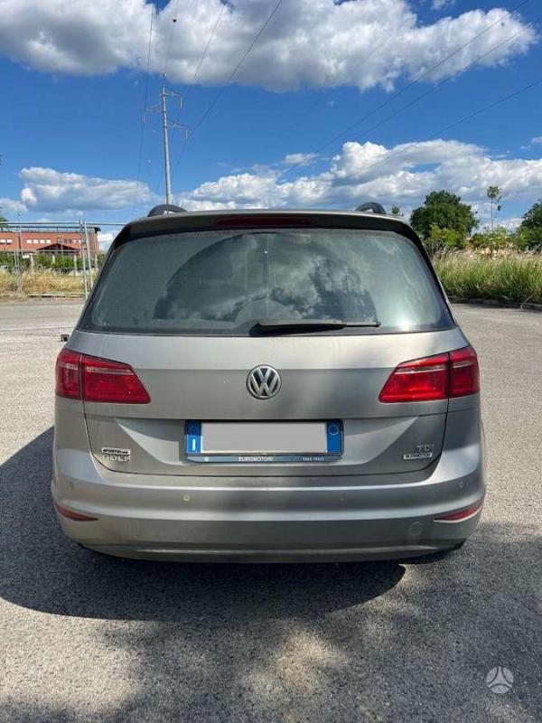 Pelēks Volkswagen Golf Sportsvan 2016 Šauļi, ar dzinēja tilpumu 1.60 L un nobraukumu 250 tūkst. km par 4950 €, foto 6 vietnē AUTOMOTO.COM.LV