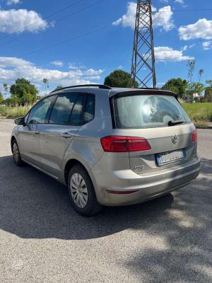 Grey Volkswagen Golf Sportsvan 2016 in Siauliai, with an engine capacity of 1.60 L and mileage of 250 thousand km for 4950 €, photo 9 on AUTOMOTO.COM.LV