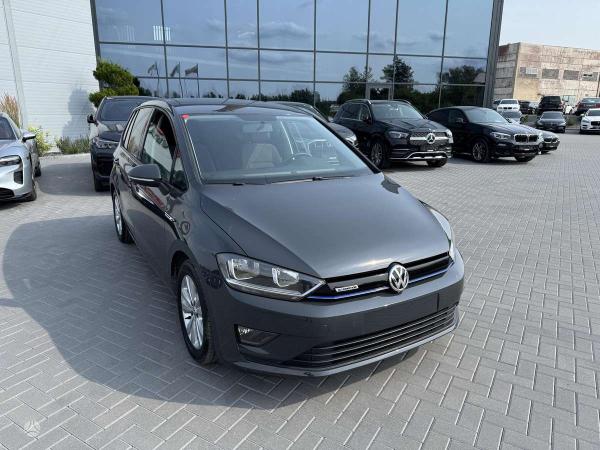 Grey Volkswagen Golf Sportsvan 2016 in Telschi, with an engine capacity of 1.60 L and mileage of 213 thousand km for 7999 €, photo 9 on AUTOMOTO.COM.LV