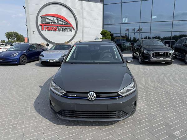 Grey Volkswagen Golf Sportsvan 2016 in Telschi, with an engine capacity of 1.60 L and mileage of 213 thousand km for 7999 €, photo 10 on AUTOMOTO.COM.LV