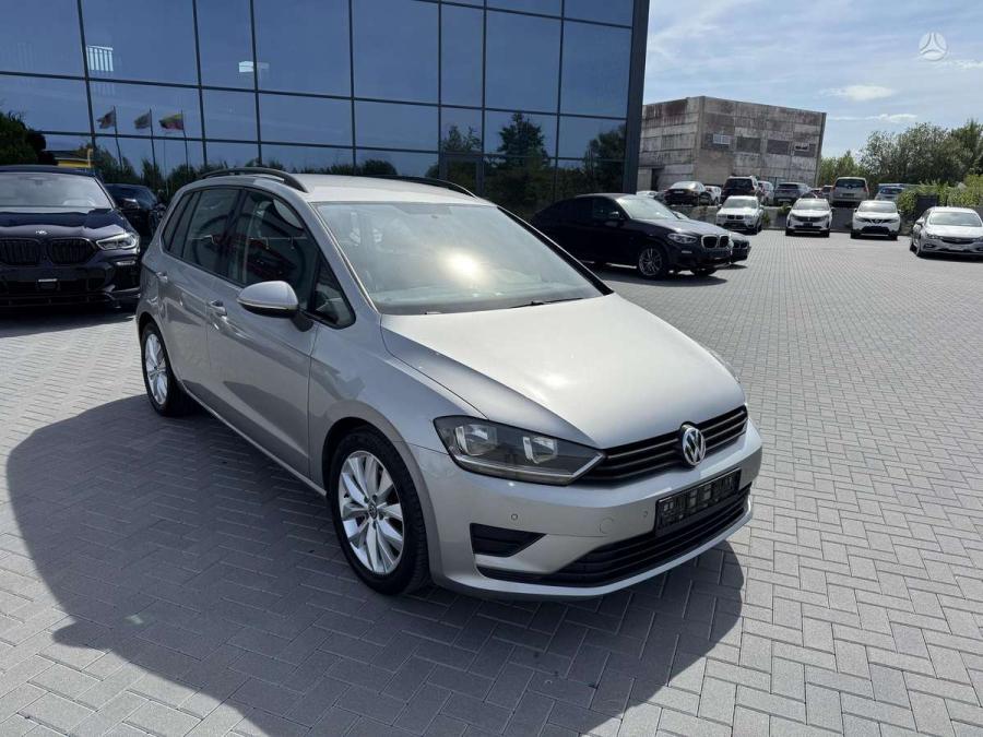 Pelēks Volkswagen Golf Sportsvan 2016 Telšiai, ar dzinēja tilpumu 1.60 L un nobraukumu 253 tūkst. km par 6700 €, foto 11 vietnē AUTOMOTO.COM.LV