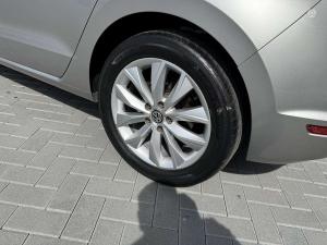 Pelēks Volkswagen Golf Sportsvan 2016 Telšiai, ar dzinēja tilpumu 1.60 L un nobraukumu 253 tūkst. km par 6700 €, foto 17 vietnē AUTOMOTO.COM.LV