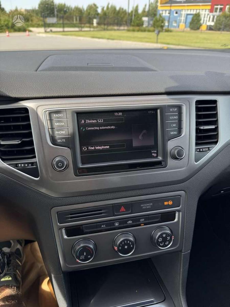 Pelēks Volkswagen Golf Sportsvan 2016 Telšiai, ar dzinēja tilpumu 1.60 L un nobraukumu 253 tūkst. km par 6700 €, foto 28 vietnē AUTOMOTO.COM.LV